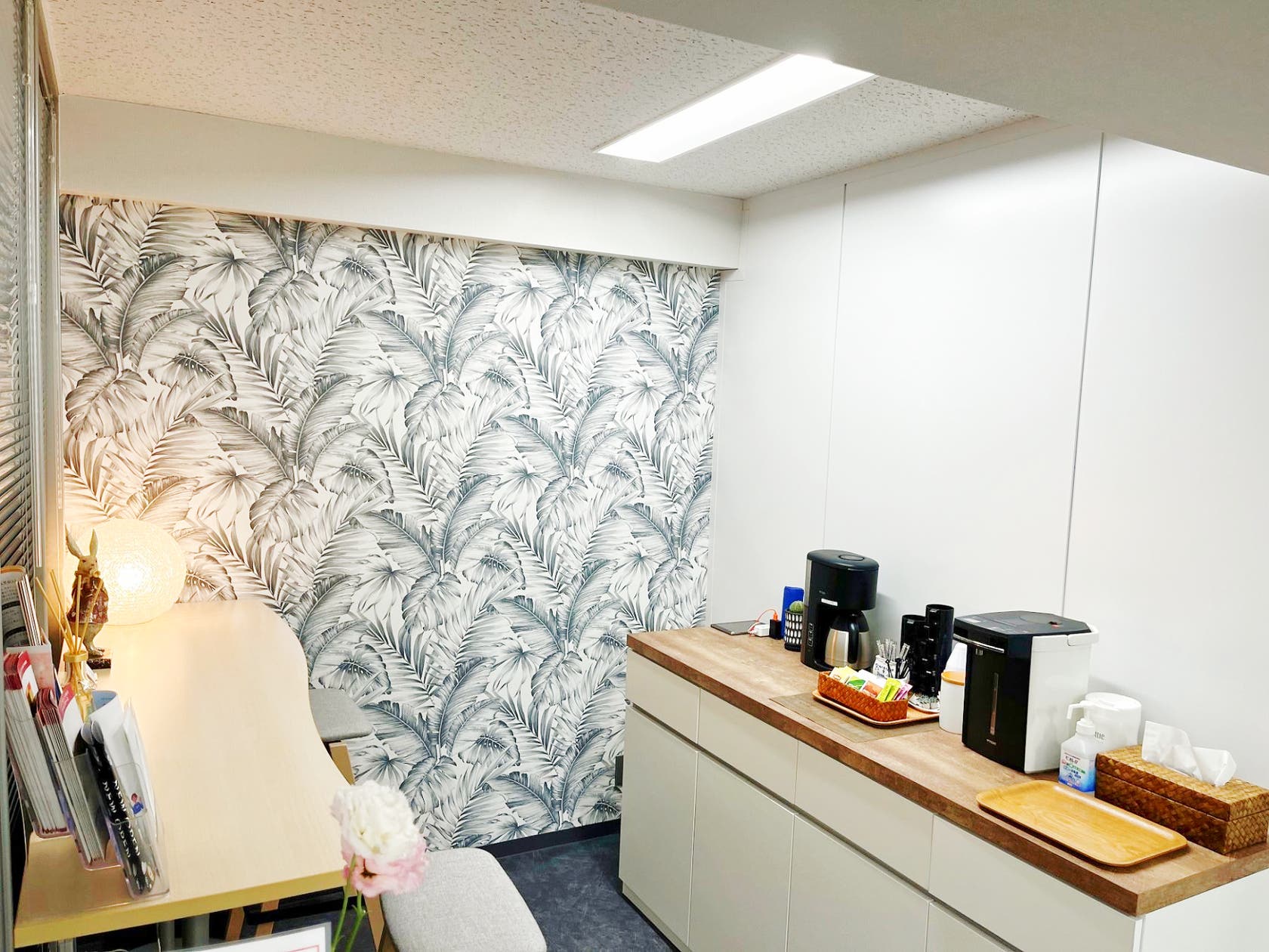 すぐ予約！【銀座駅他2駅から3分以内・松屋近く】定員4名/オンライン会議・講習・面談に最適/待合スペース・無料ドリンク有の写真6