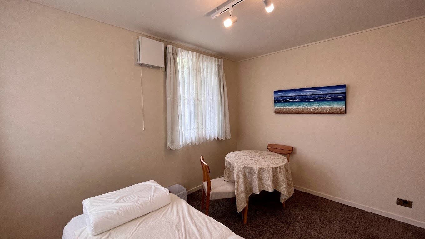 吉祥寺駅徒歩13分🌿日当たり良好♪ヨガ/エステベッド/施術マット/完全プライベート/マッサージ/の写真4