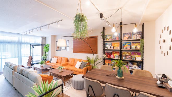 ボドゲ秋葉原6号店🌟ボードゲーム60種類🎲TVゲーム完備🎮大画面TV📺撮影スタジオ📷光回線⚡動画向きの写真7