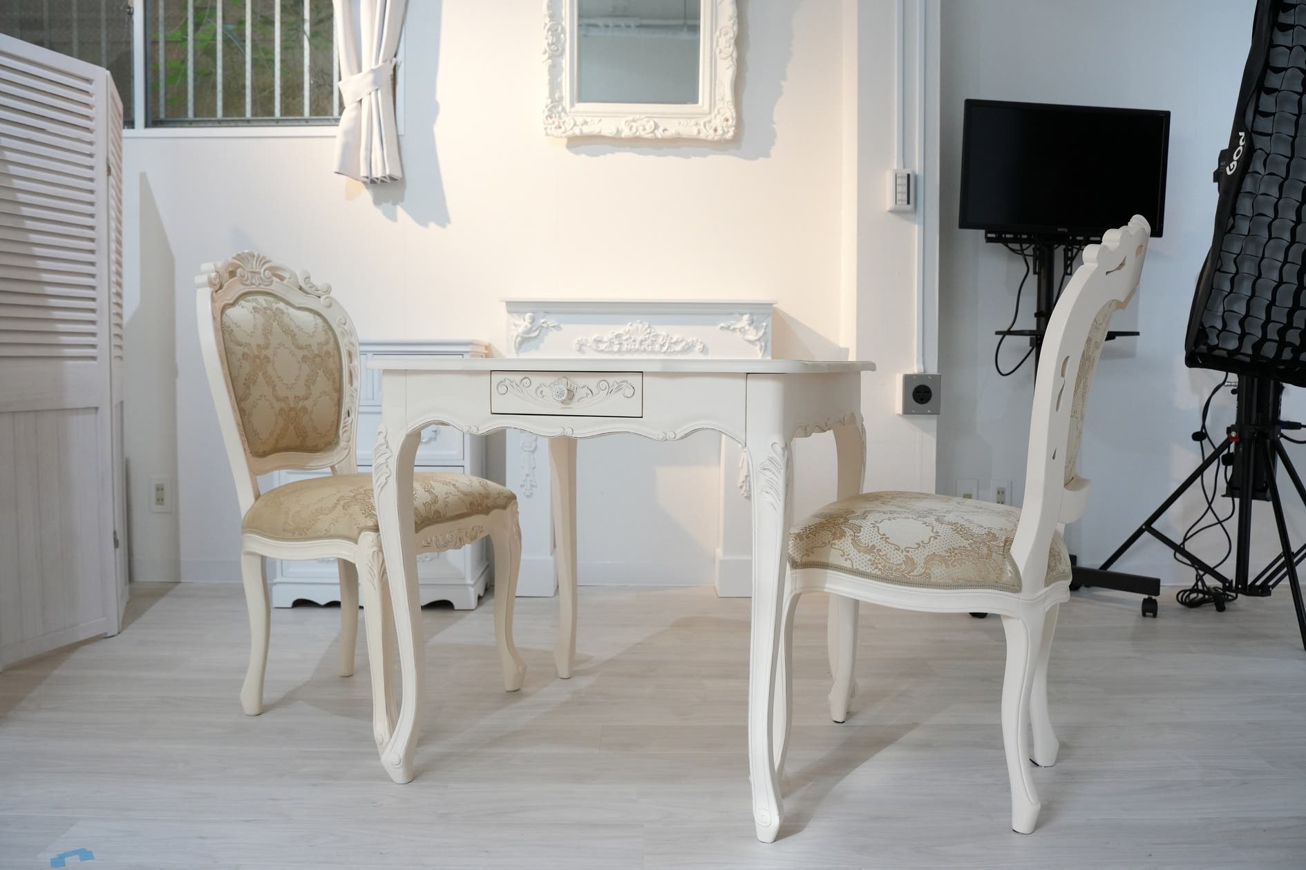 【照明機材無料/冬の平日キャンペーン実施中】半地下/白の漆喰壁/２灯ストロボシンクロ撮影/LED空間照明撮影/大久保駅徒歩5分の写真21