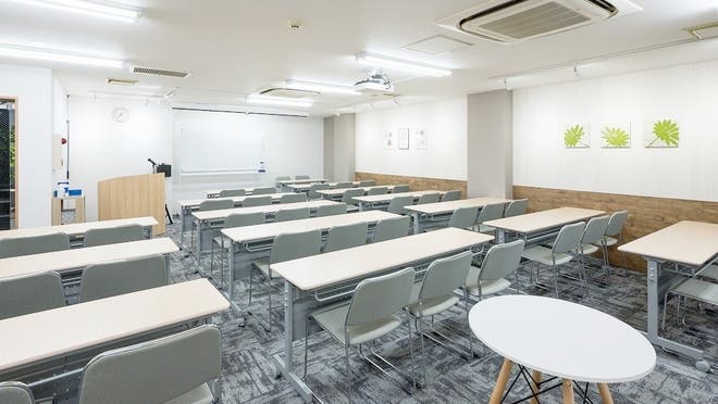 【市ヶ谷・半蔵門・九段下】最大54名収容の綺麗な会議室/会議・研修・イベント・ゲーム会/高速光WIFI/高画質プロジェクターの写真5