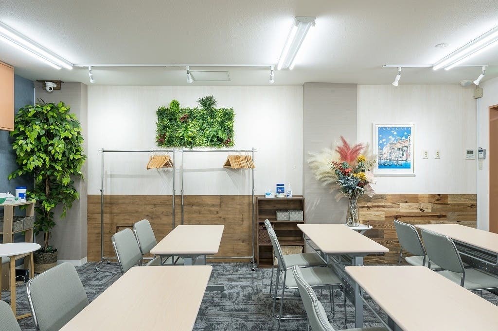 【市ヶ谷・半蔵門・九段下】最大54名収容の綺麗な会議室/会議・研修・イベント・ゲーム会/高速光WIFI/高画質プロジェクターの写真17