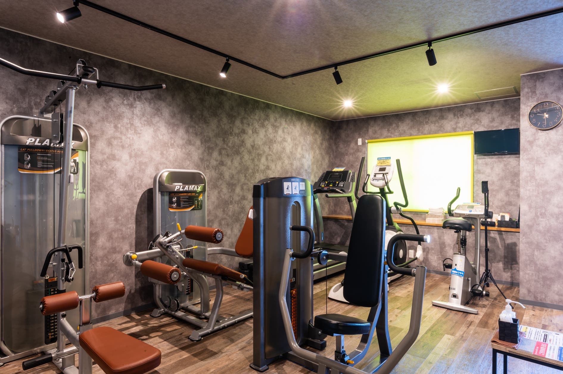 【愛知県最大級】完全個室の広々と綺麗でマシン豊富のワンランク上を行くジム。駐車場2台完備（名古屋市中村区）の写真5