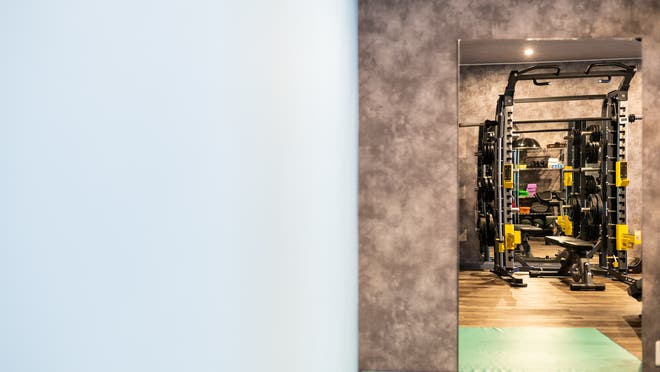 【愛知県最大級】完全個室の広々と綺麗でマシン豊富のワンランク上を行くジム。駐車場2台完備(名古屋市中村区)の写真10