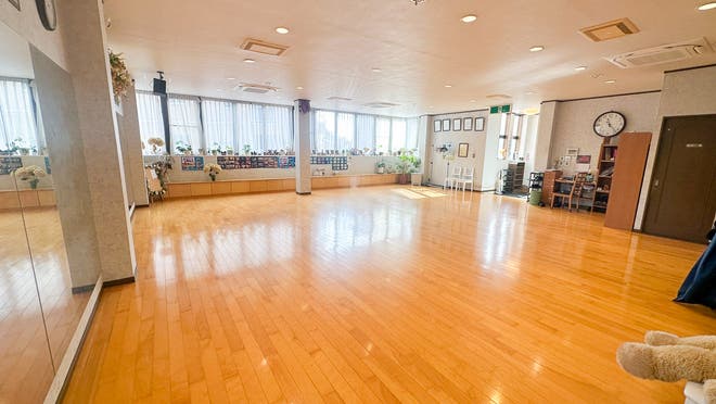 【📣お手頃価格に料金改定】広さ60㎡✨最大20名🙆♀️7.4mの大型ミラー完備/ダンス練習に最適❗犬山遊園駅1分🚶♀️の写真2