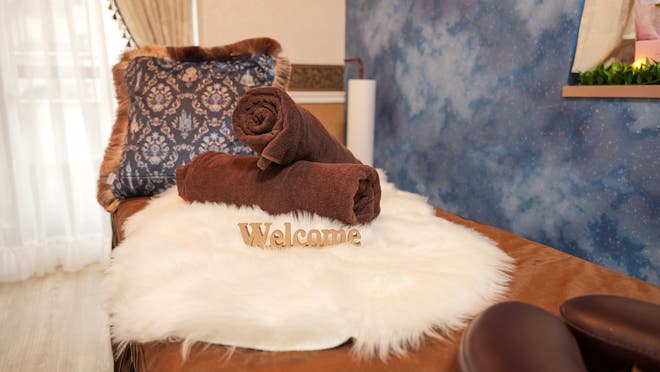 👑リオンズ新宿御苑前👑ヨーロッパ調/完全個室型サロン 🌺/エステ💆♀️リラク・整体💅撮影可/エレベーター有・新宿御苑前駅3分の写真2