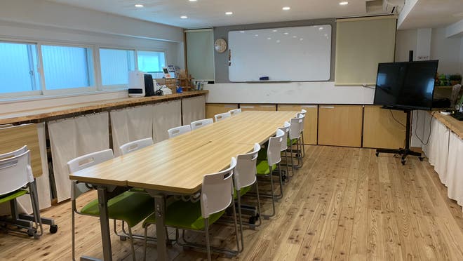 木の香りのお部屋♪少人数の会議、セミナー、レッスン、ママ会に!wi-fi無料#住吉駅徒歩3分の写真1