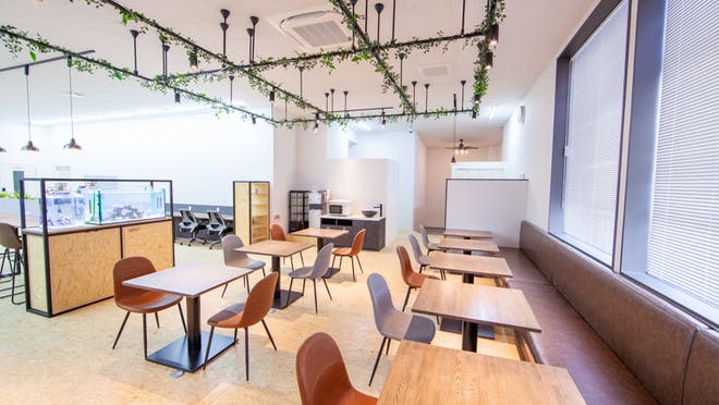 川口駅徒歩8分の会議室、コワーキングスペース運営でカフェやジムも併設していますの写真7