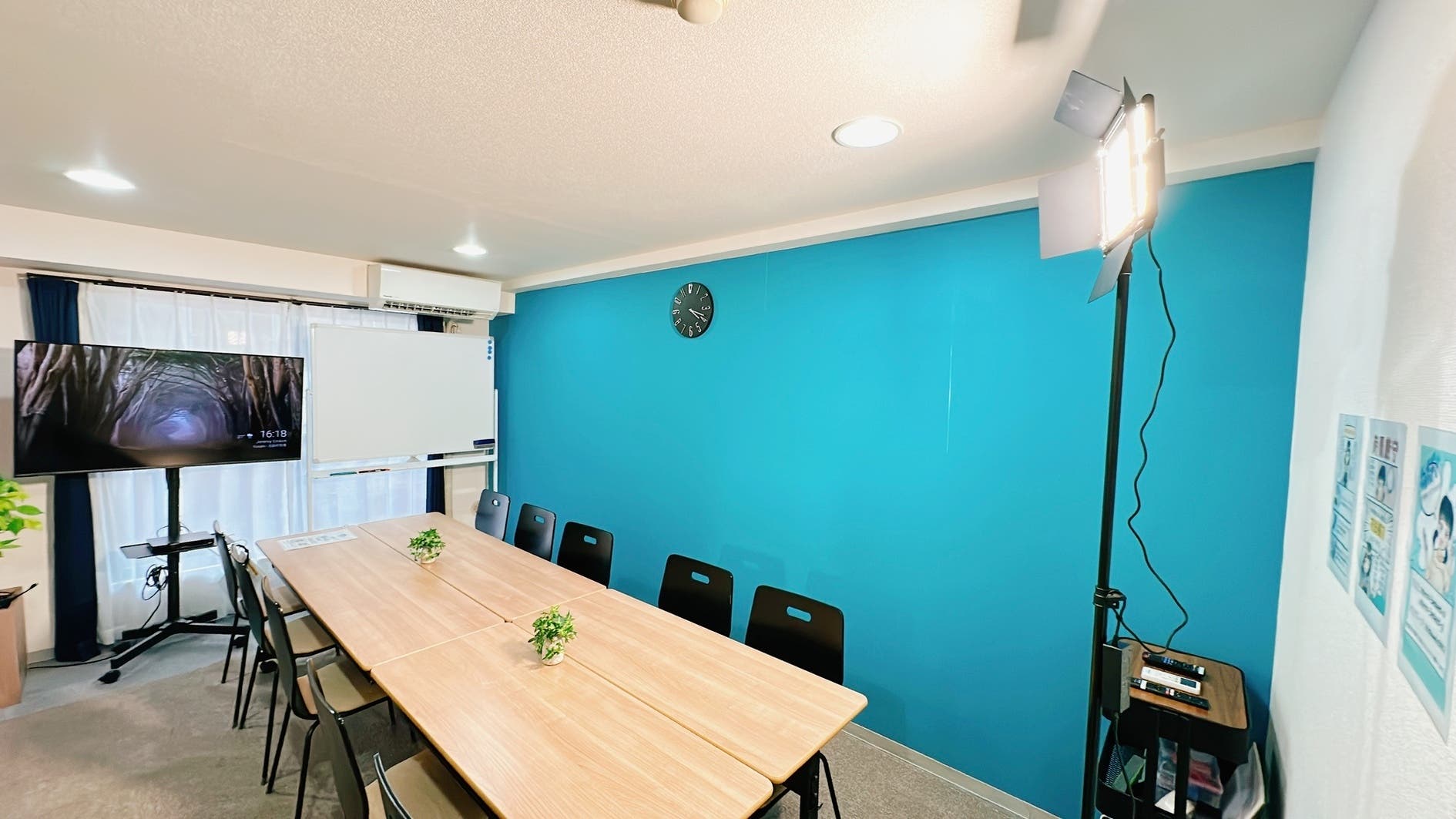 🌇赤レンガビルが目印・大手町・神田駅チカ🉐会議・作業・セミナー・ボドゲ・撮影などにも最適スペース❤️飲食OK🍷の写真15