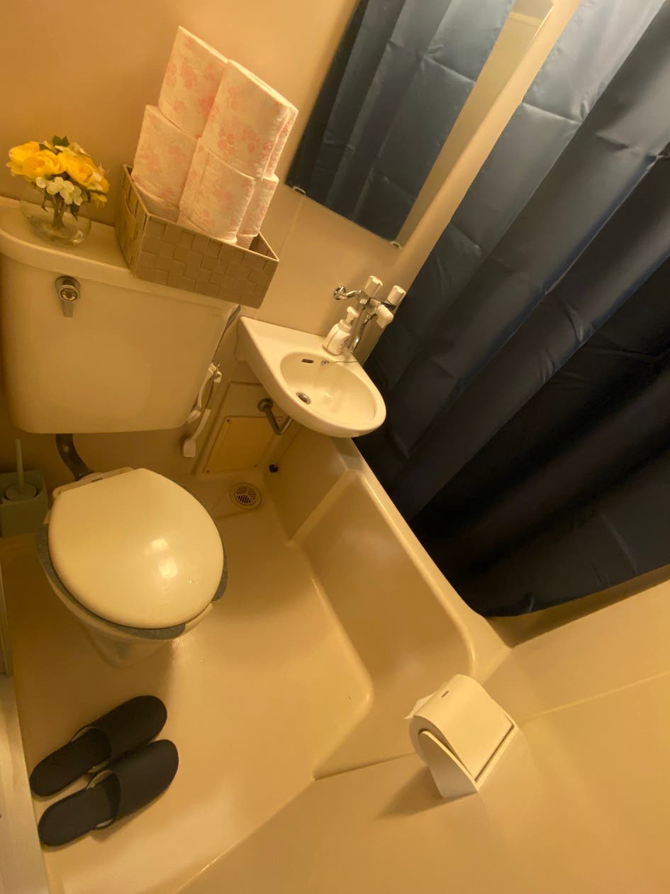 新宿御苑前駅から徒歩2分の広々貸し会議室☆プロジェクター無料☆高速インターネット光でリモートワーク最適！の写真8