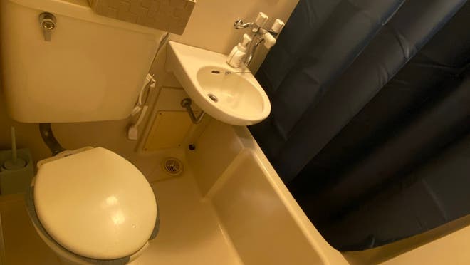 新宿御苑前駅から徒歩2分の広々貸し会議室☆プロジェクター無料☆高速インターネット光でリモートワーク最適!の写真8