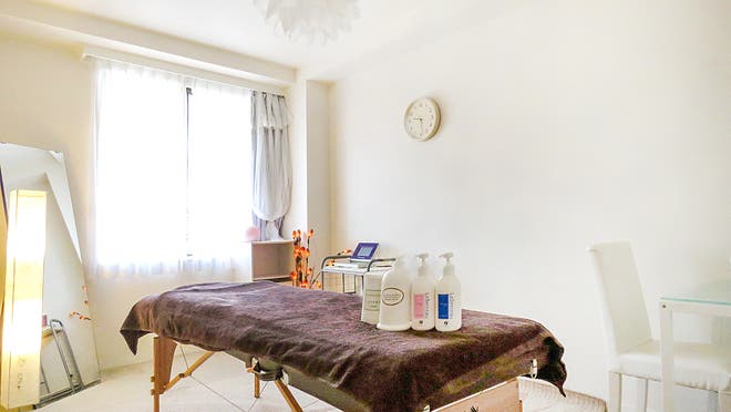 麻布十番駅すぐ‼︎個室お貸し出しします。アロマ・マッサージ・整体・ネイル等のレンタルスペースの写真3