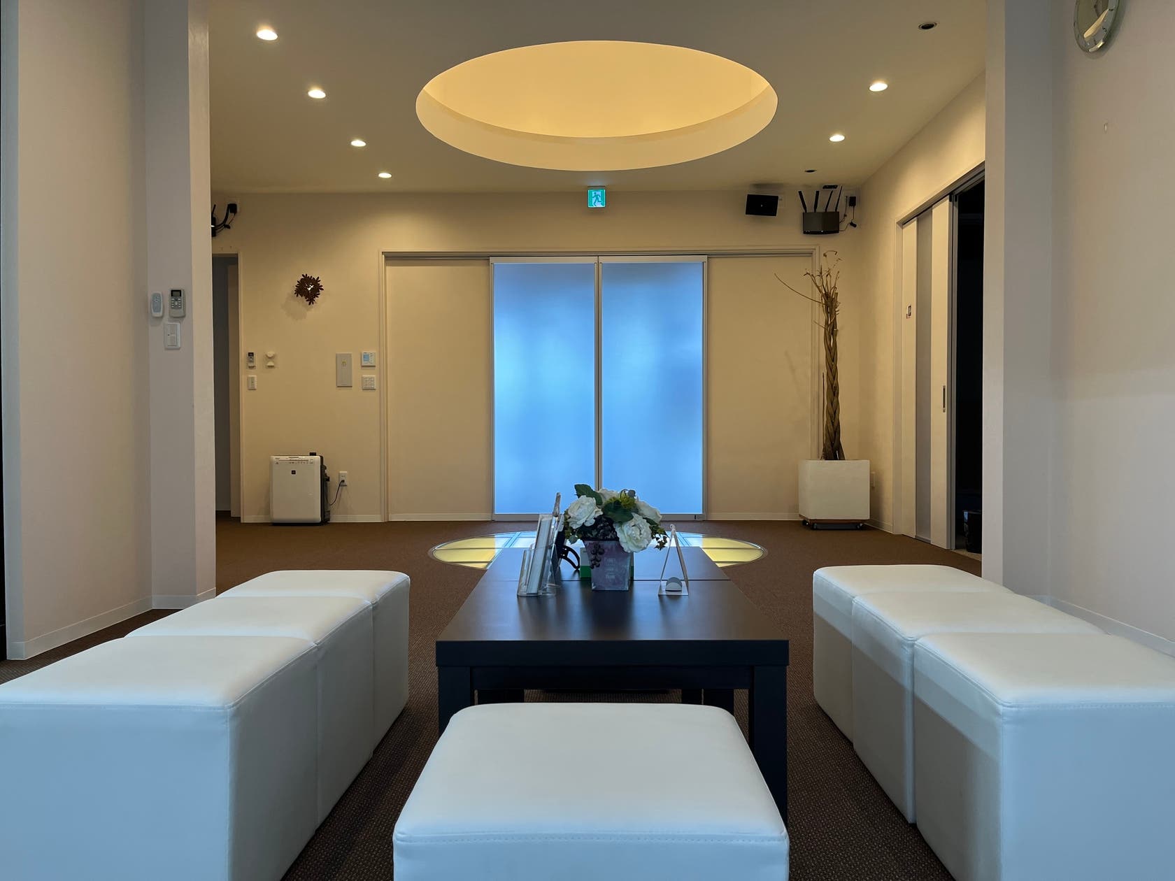 広い無料駐車場併設!【Room B 10名程度のご利用に】教室・会議・会合・勉強会に! /レビューを書いて割引!の写真9