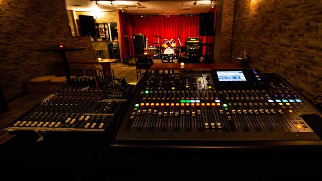 東西線早稲田駅から徒歩30秒のライブスペースの写真1