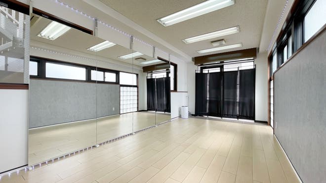 【JR千葉駅徒歩3分】★ ヨガ・ダンスの個人レッスンはもとより、サロン、打合せなどにも最適なスペース★の写真4