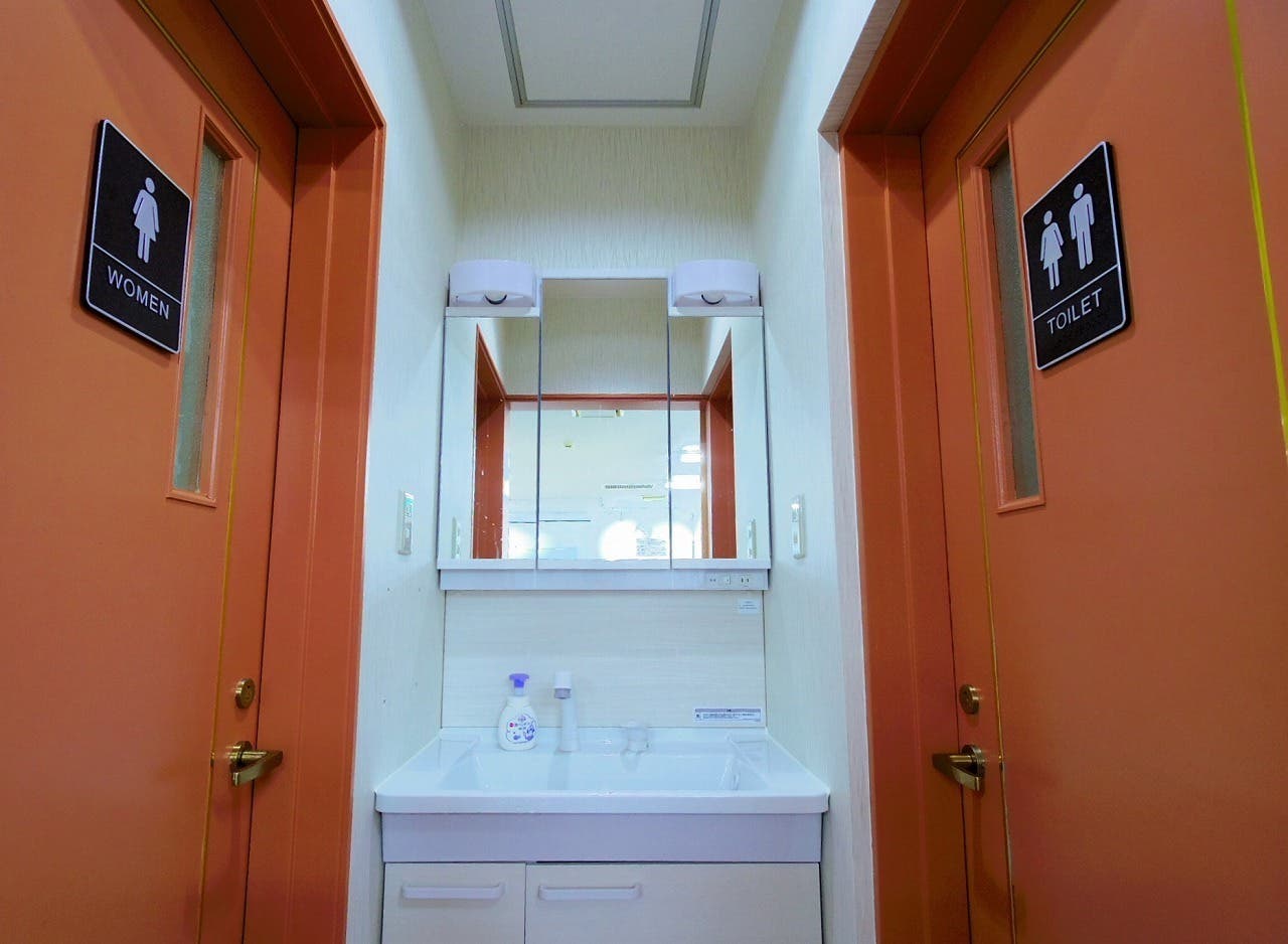 【市ヶ谷・半蔵門・九段下】最大54名収容の綺麗な会議室/会議・研修・イベント・ゲーム会/高速光WIFI/高画質プロジェクターの写真27