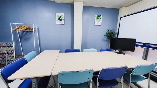 《301》飲食OK/なんば駅31番出口40秒/最大12名/設備無料/光Wifi/リングライト/テレワークの写真2