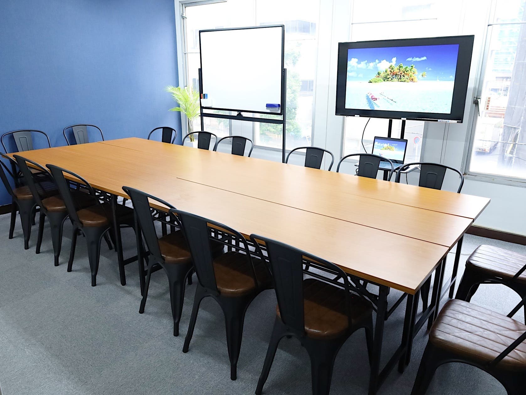 千葉駅西口徒歩2分/最大18名/飲食/無料Wifi/会議/テレワーク/ボードゲーム/ワークショップの写真7