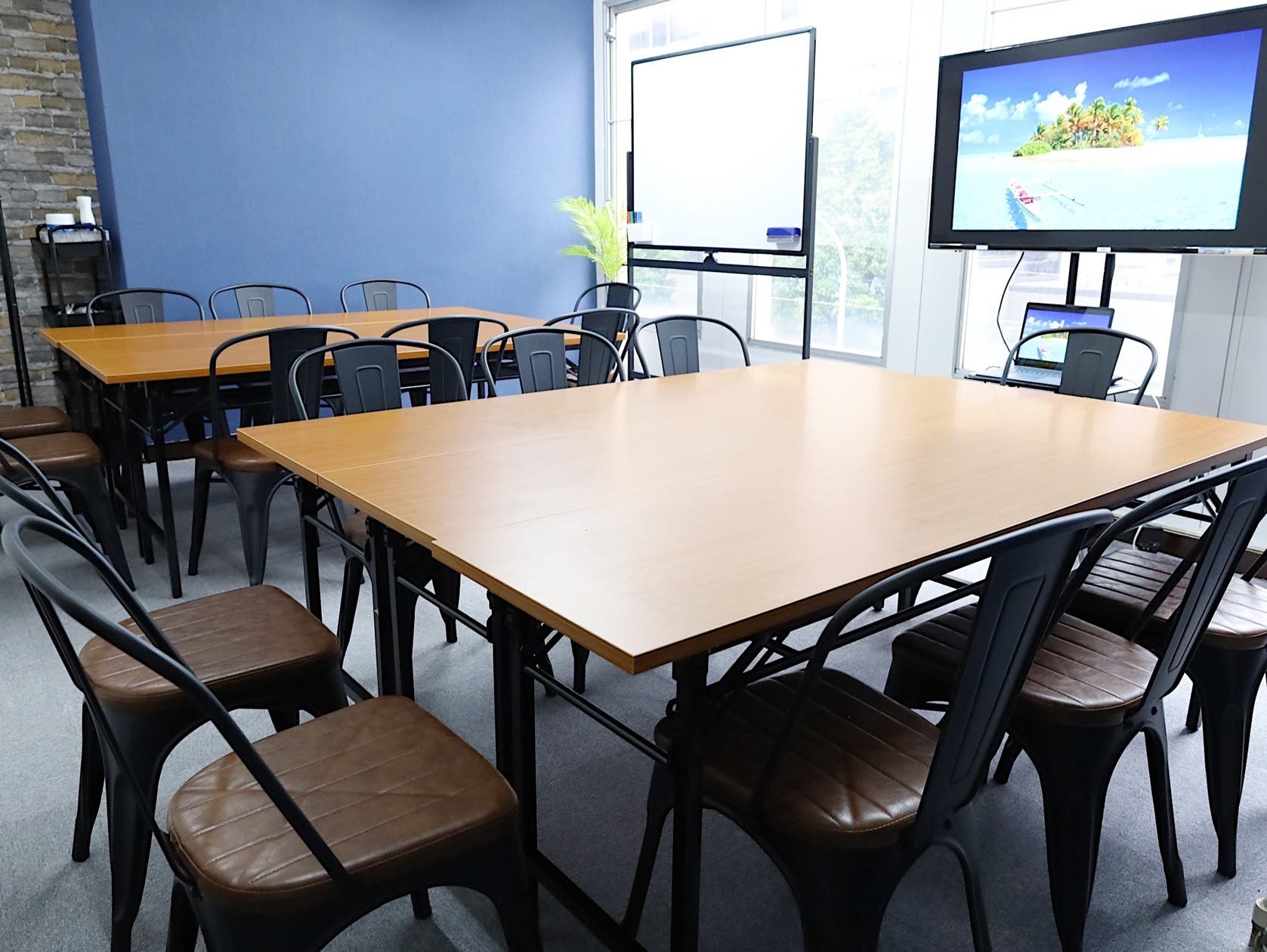 千葉駅西口徒歩2分/最大18名/飲食/無料Wifi/会議/テレワーク/ボードゲーム/ワークショップの写真8