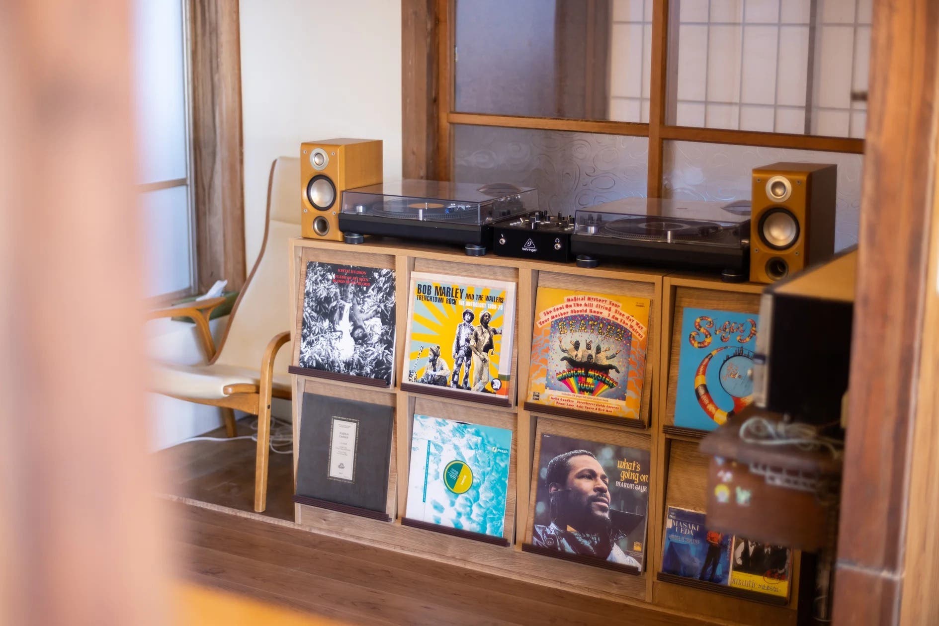 砂浜まで10秒　南房総の原岡桟橋すぐ近く、海が見えるリノベーション一軒家の写真10