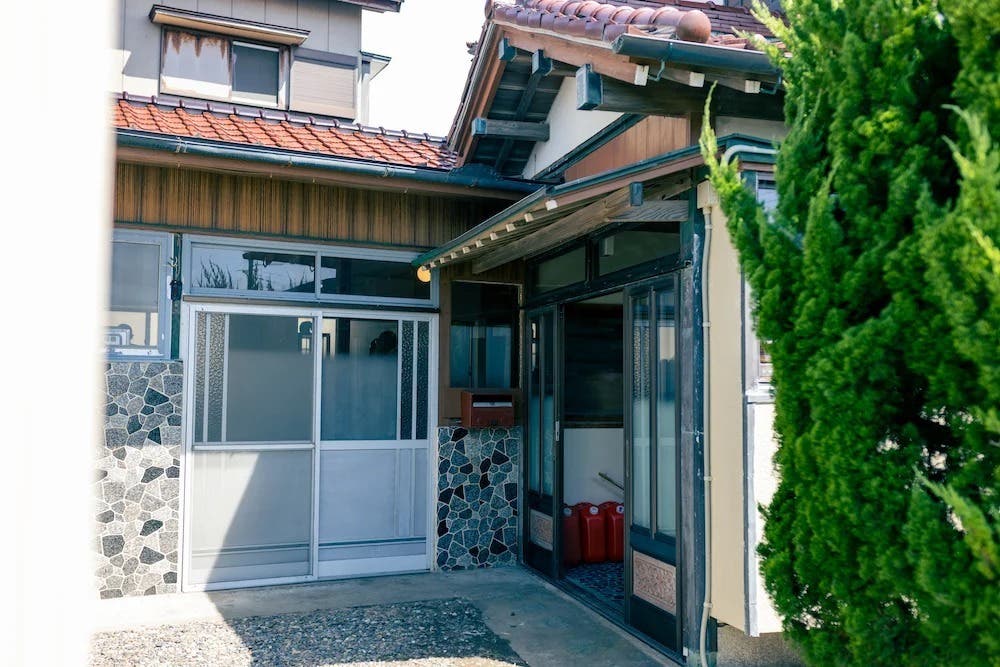 砂浜まで10秒　南房総の原岡桟橋すぐ近く、海が見えるリノベーション一軒家の写真12