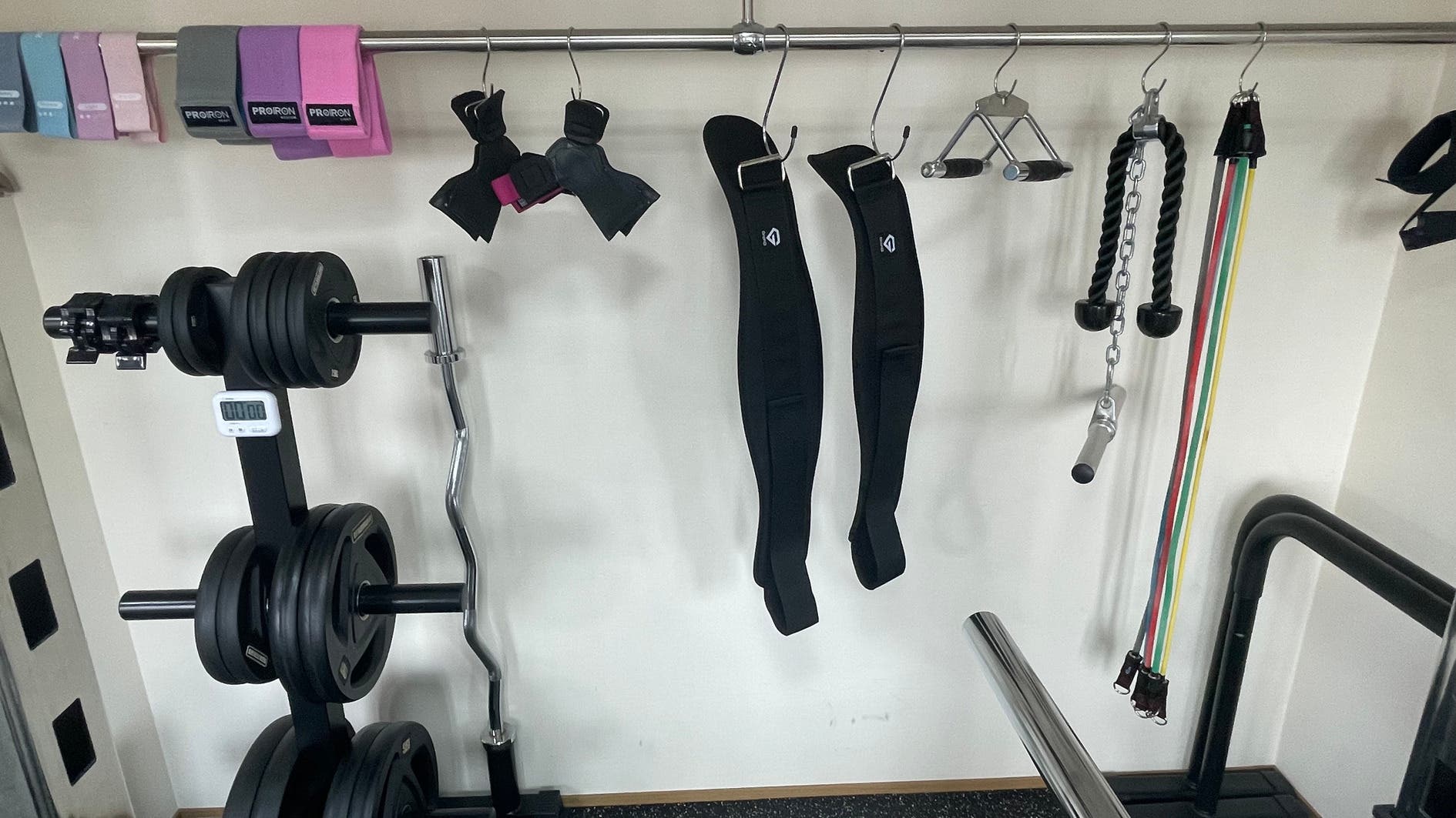 溝の口駅１分👋手ぶらでOK　👕無料貸し出しウエア・ソックス・シューズ・タオル有り　レンタルジムの写真5