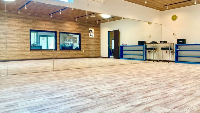 【ミニスタ/9m×5.5m/最大15名】新茂原駅徒歩6分・駐車場35台。ダンスレッスン/舞台/リハーサルなどに最適なスタジオの写真3