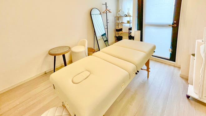 【自由が丘駅5分】完全個室レンタルサロン🌿高級感と清潔感のある上質空間✨無料備品も多数ご用意◎の写真3