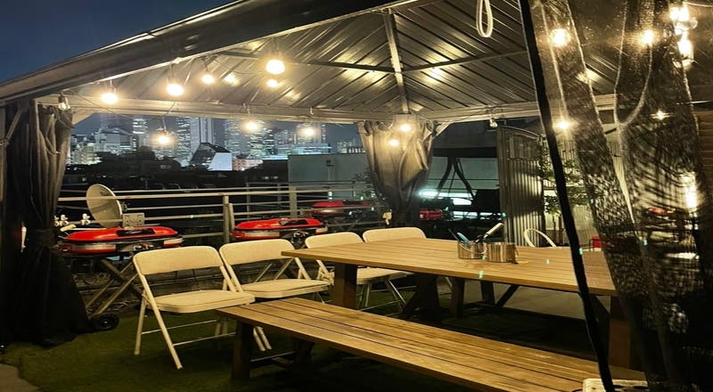 新大久保駅徒歩8分、BBQ★パティー🍷会議室、撮影