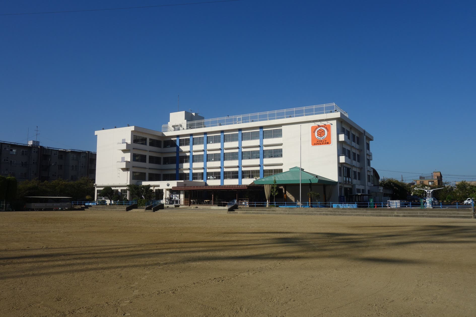 駅ちか！【コスプレ撮影！動画撮影！教室講演！】授業中の教室！小学校のそのままの教室が舞台です！の写真11