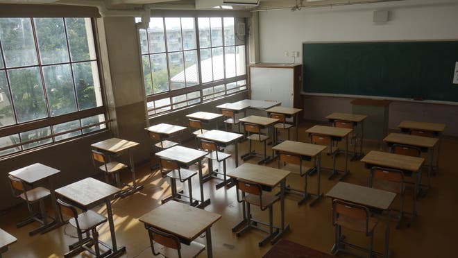 駅ちか!【コスプレ撮影!動画撮影!教室講演!】授業中の教室!小学校のそのままの教室が舞台です!の写真8