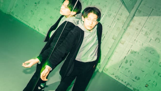 ベストホスト運営✨ 天高5m駅30秒の格安撮影スタジオ!各種撮影用照明、黒バック、グリーンバック、有線LAN完備!の写真12