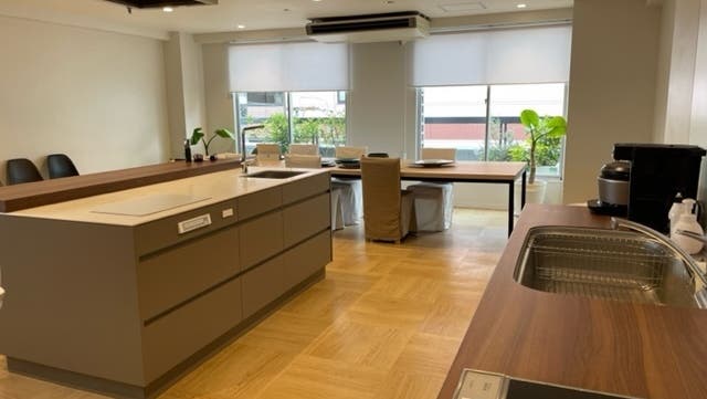 高岳駅から3分緑と光に囲まれたワンランク上の空間。動画撮影・セミナー・教室・展示会など多様に使えますの写真2