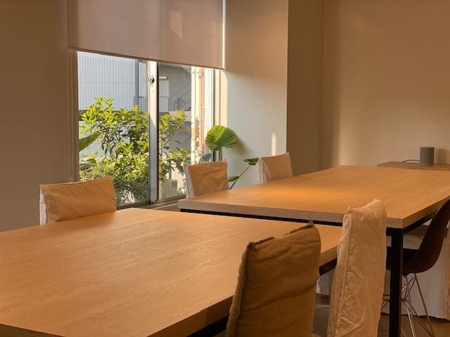 高岳駅から３分緑と光に囲まれたワンランク上の空間。動画撮影・セミナー・教室・展示会など多様に使えますの写真8