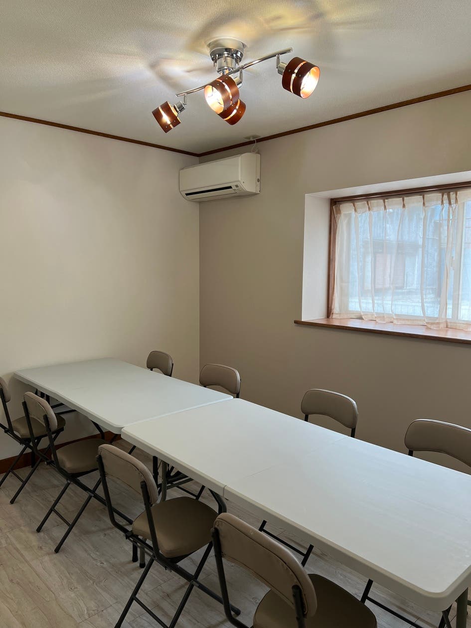 近鉄大久保駅徒歩2分　JR新田駅徒歩4分　近隣スーパー目の前　女子会、パーティー、休憩、教室、マッサージ、打合せなどに☆の写真7