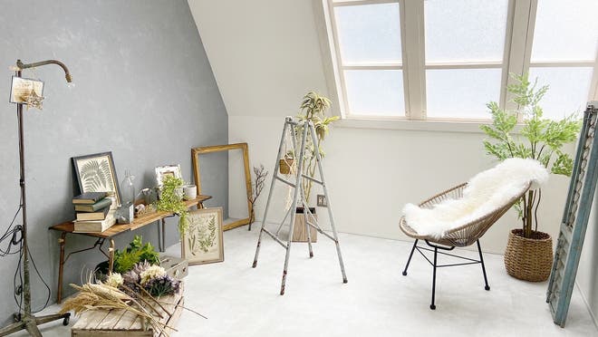 池袋駅徒歩3分!135㎜レンズ全身撮影可📸自然光◎小物充実の撮影スタジオ【アルコイリススタジオ】の写真1