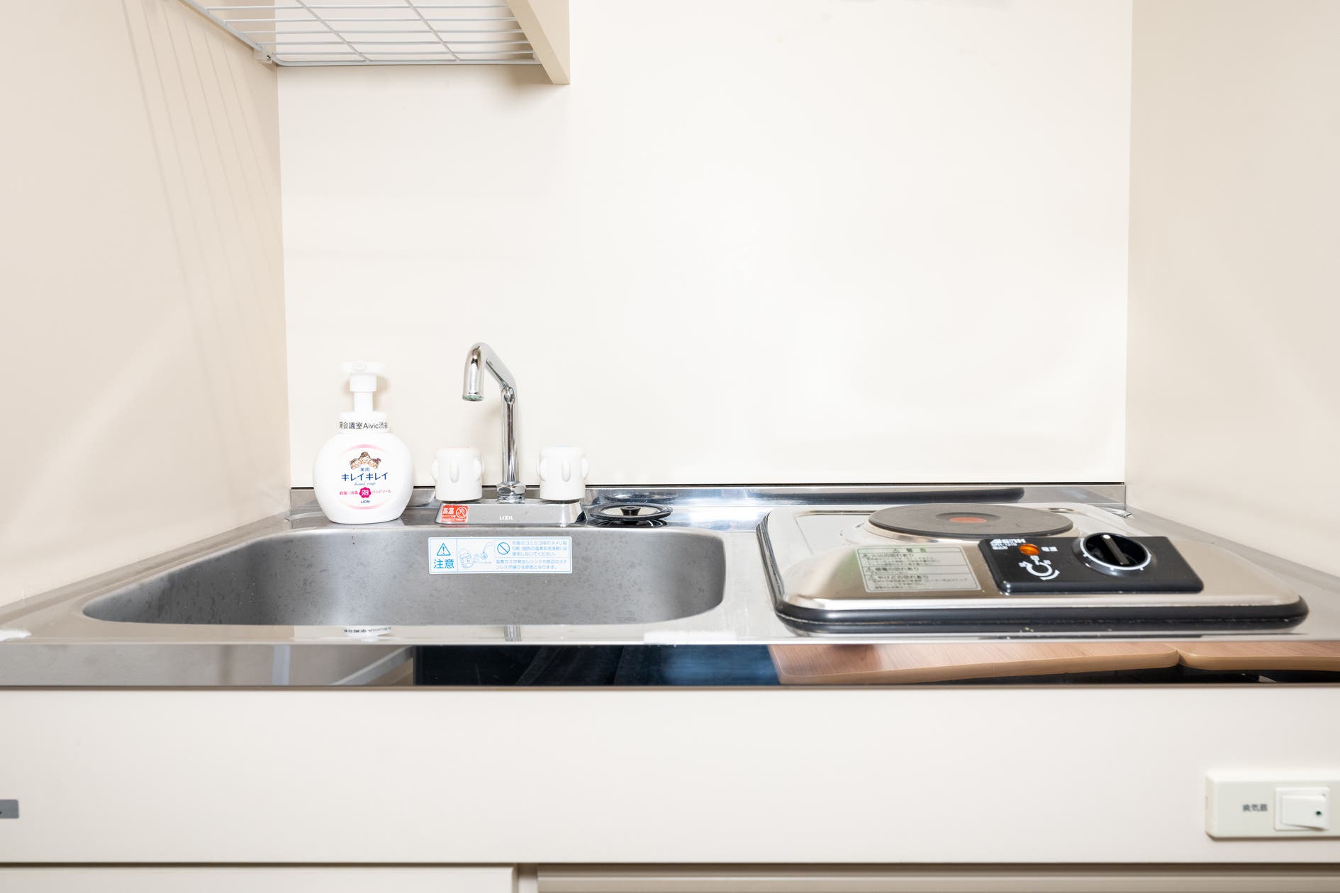 【渋谷駅3分】光回線高速WiFi、大型モニター、ホワイトボード完備☆いつでも清潔な会議室の写真14