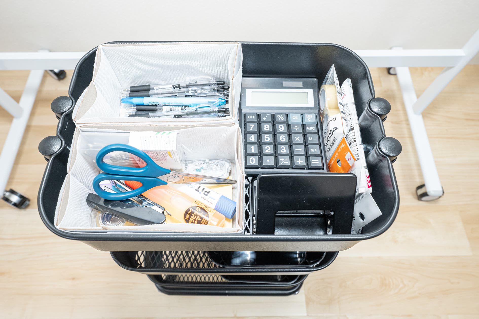 【渋谷駅3分】光回線高速WiFi、大型モニター、ホワイトボード完備☆いつでも清潔な会議室の写真8