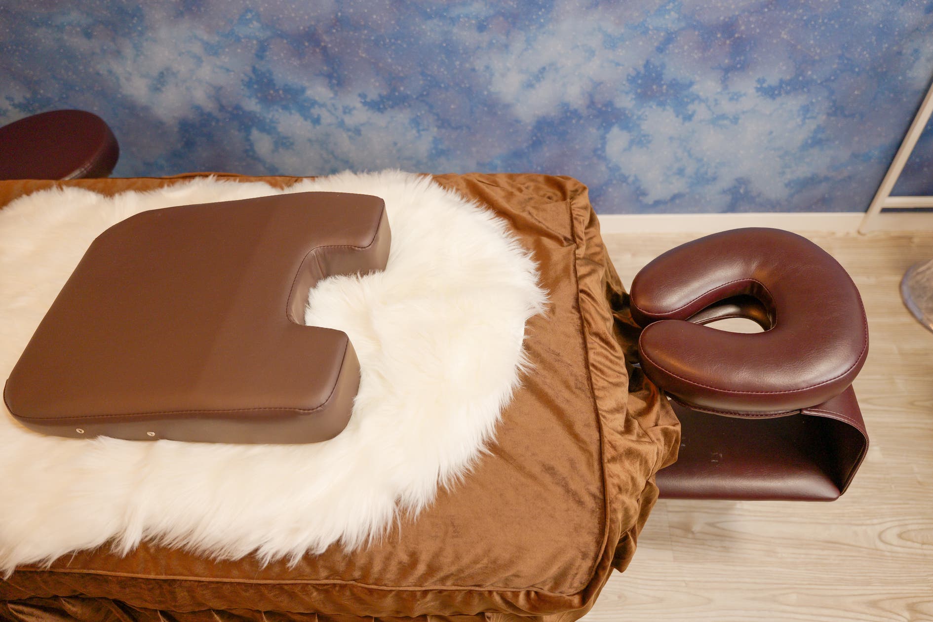 👑リオンズ新宿御苑前👑ヨーロッパ調/完全個室型サロン 🌺/エステ💆‍♀️リラク・整体💅撮影可/エレベーター有・新宿御苑前駅3分の写真6