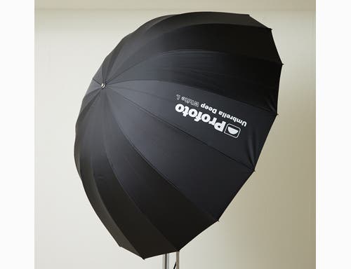 Profoto　ディープ アンブレラ ホワイトディフューザー付きの画像1