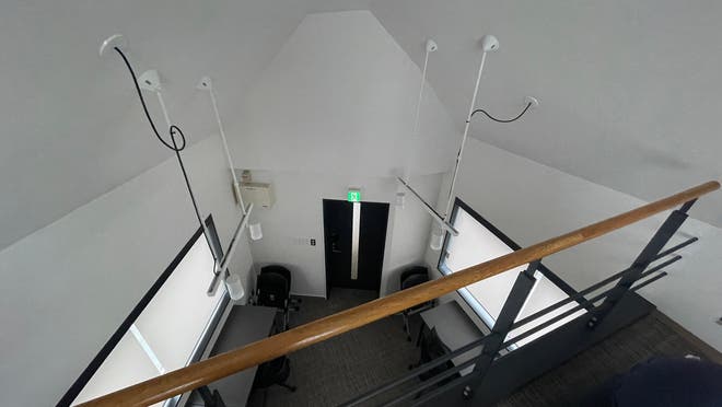 【青砥駅前のプレミアムスペース】55平米、最大16名まで利用可能な広々空間 (ビジネスとパーティでの利用比率はほぼ半々です)の写真7