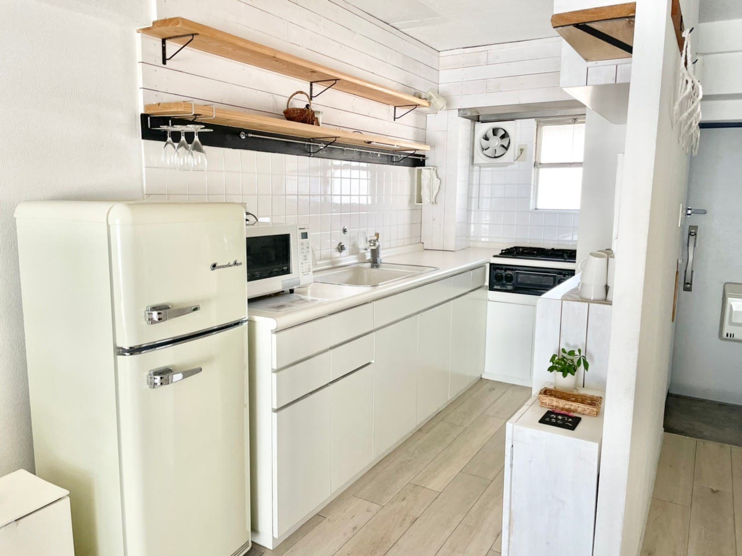 青葉台　ワークショップ、○○会、会議、撮影など！ネイルテーブル常設。の写真20