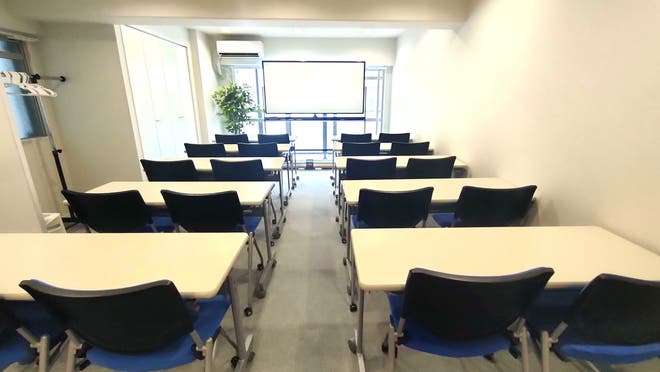 〈ウーブル博多〉【博多駅3分/定員20名】高速光Wi-Fi/プロジェクタースクリーン/フルリノベーション会議室の写真2