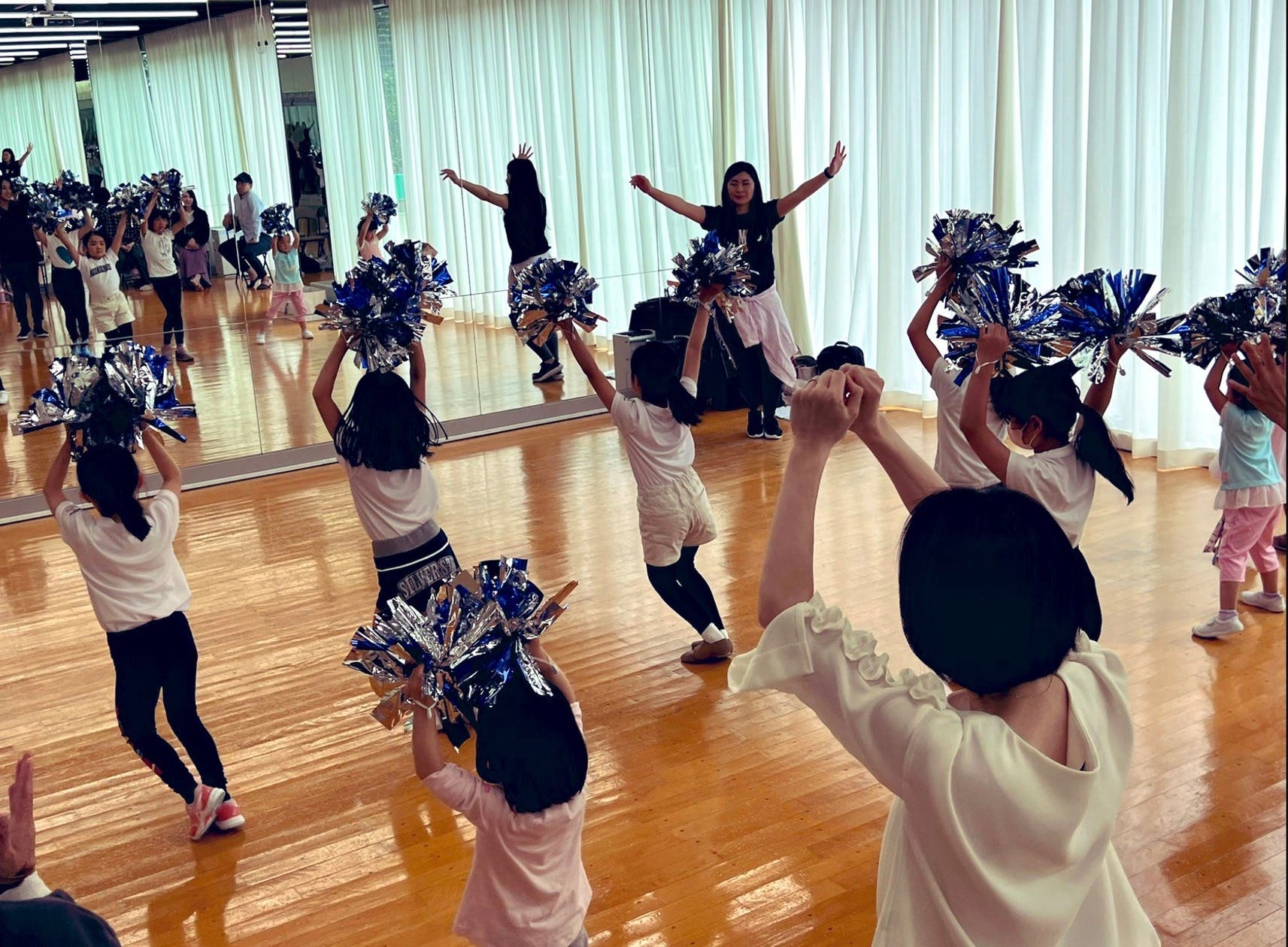 オープン価格★【北品川駅5分/マリオットホテル隣】自然光が入る2面鏡のダンススタジオ/レッスン・オーディション・スクール利用にの写真5