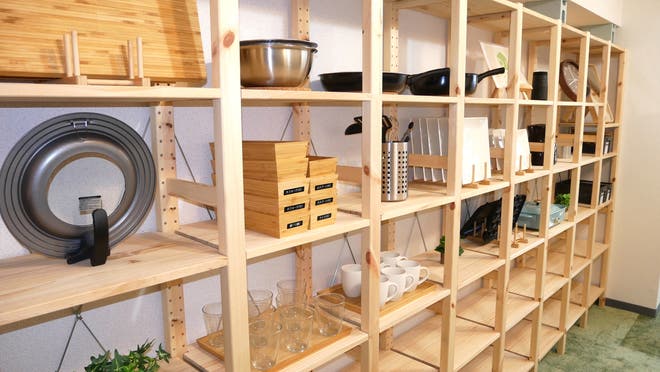 「高田馬場駅 徒歩2分🚶!大型モニター、電子レンジ、調理器具で、セミナーから懇親会、女子会などに最適👥✨」の写真10