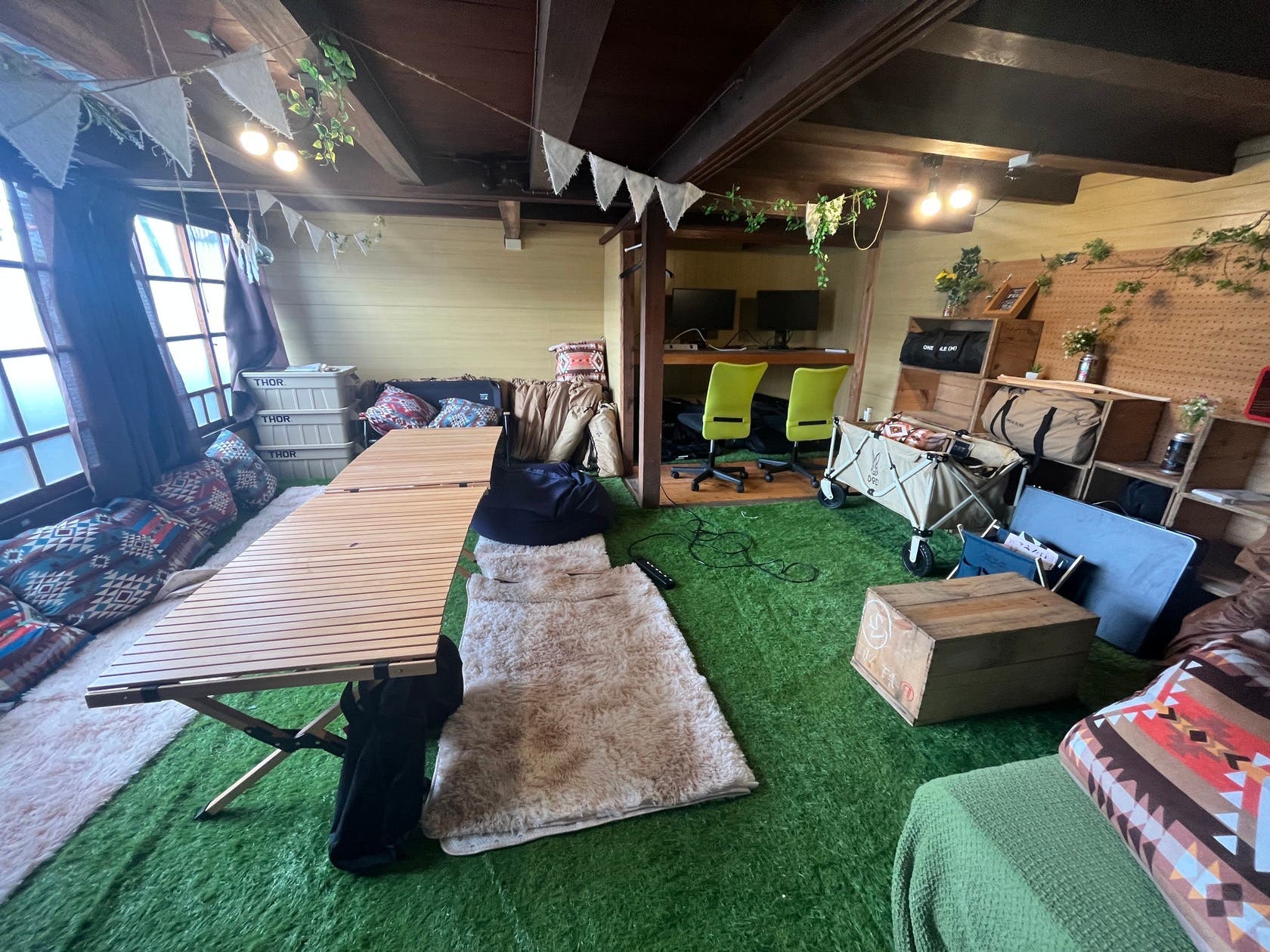 【駅から7,44秒】おしゃれなアウトドア系カフェ一棟貸切/イベント/パーティー/女子会✿ママ会【プロジェクターあり】の写真6