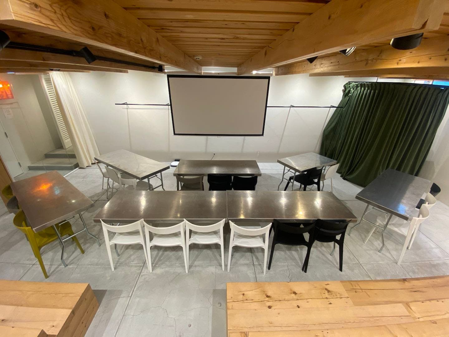 【渋谷駅8分】SLOTH GALLERY ギャラリー 元アパレル店舗区画で展示会、イベント、撮影、ワークショップ、研修、セミナーの写真14