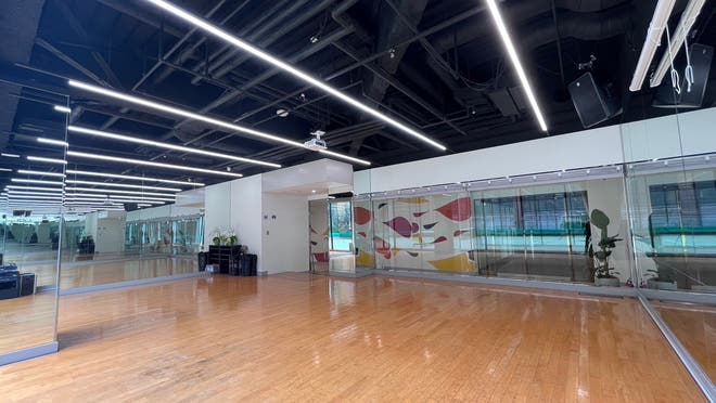 オープン価格★【北品川駅5分/マリオットホテル隣】自然光が入る2面鏡のダンススタジオ/レッスン・オーディション・スクール利用にの写真3