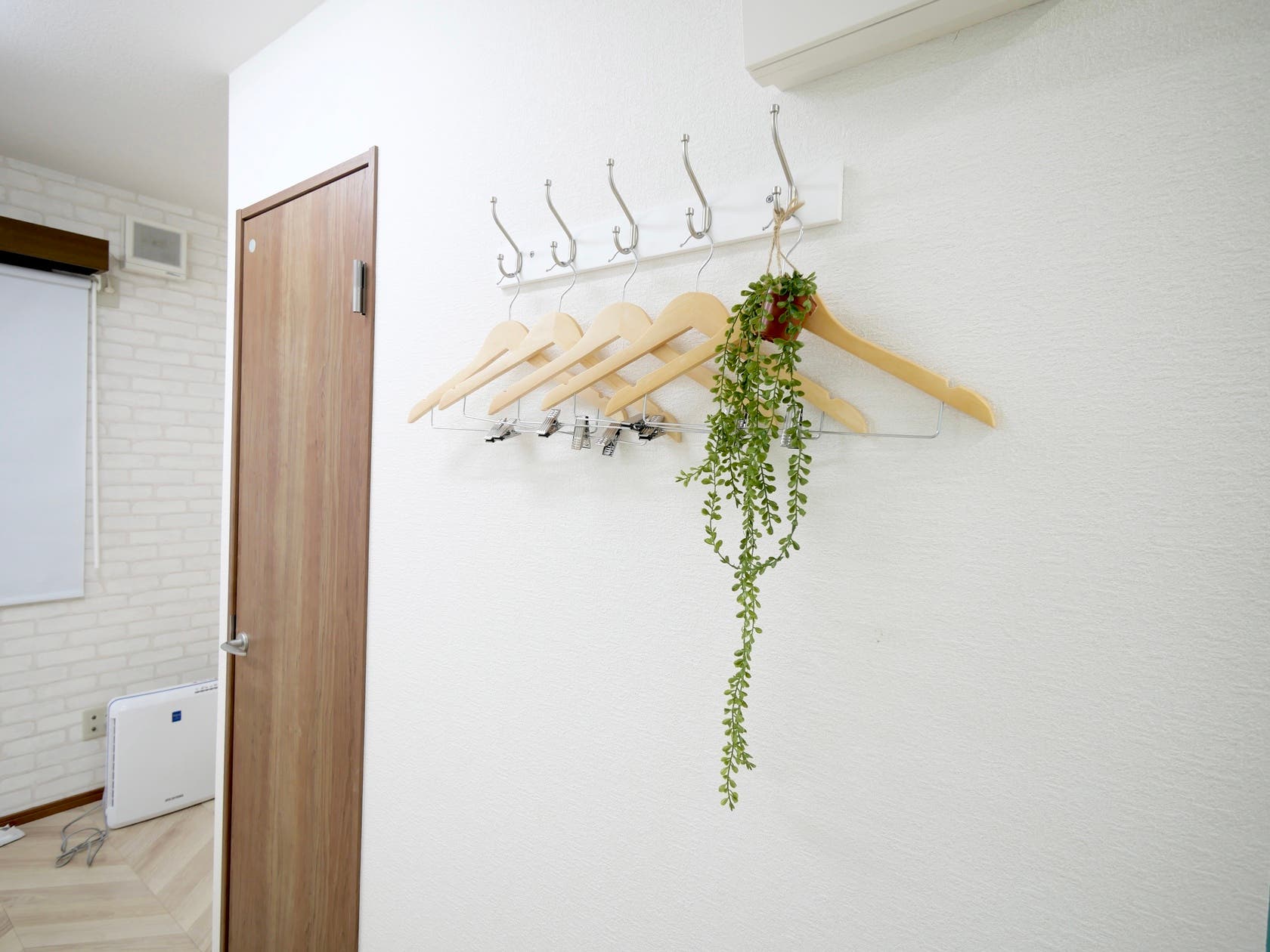 【横浜駅6分】約15平米｜駅近｜地域最安🉐｜おしゃれな内装｜2~3人の個人練習👍｜毎日清掃🧹｜レンタルスタジオの写真9