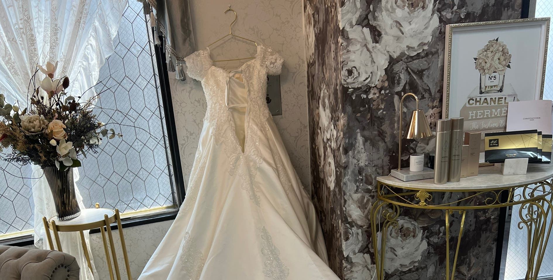 ウエディングドレスレンタルの画像3